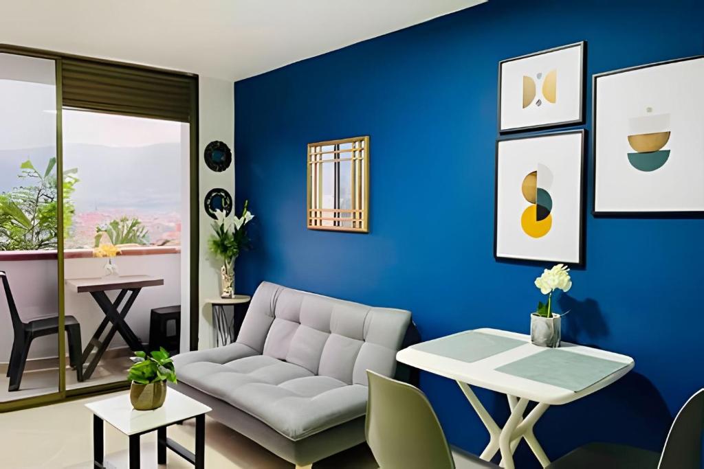 9903 Vista al sur de la ciudad para 2, Envigado (updated prices 2025)