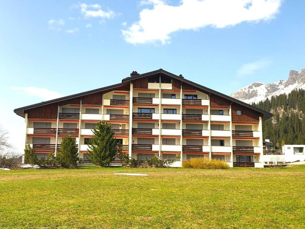 Apartment Triangel B Rezia by Interhome, Parpan (updated prices 2026)