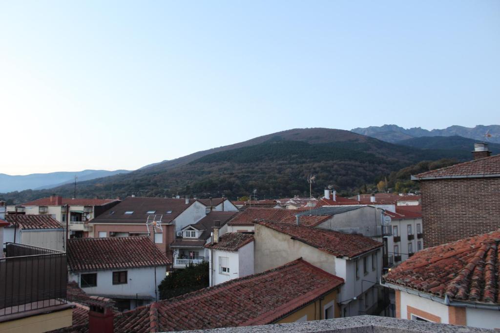 El Laurel, Candeleda (updated prices 2026)