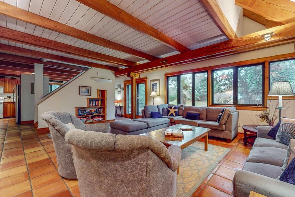 Crows Nest, Chatham (updated prices 2025)