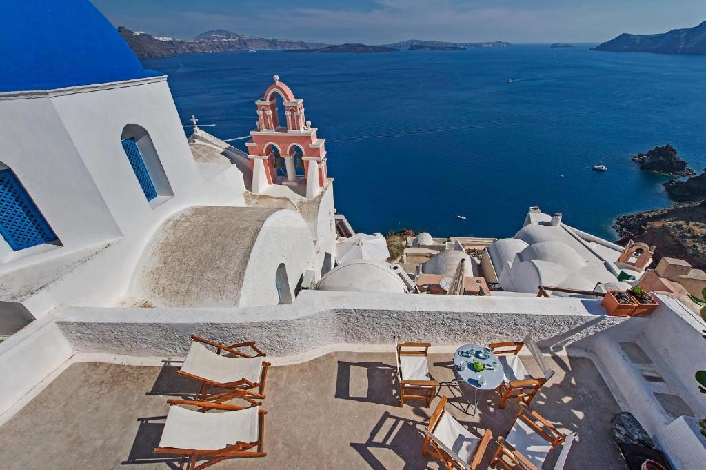 Opuntia Traditional Cave House, Oia (updated prices 2026)