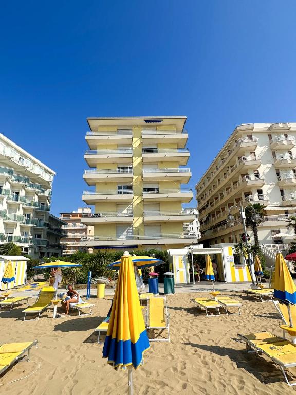 Vista Mare, Terrazzo - CONDOMINIO CANSIGLIO, Lido di Jesolo (precios ...