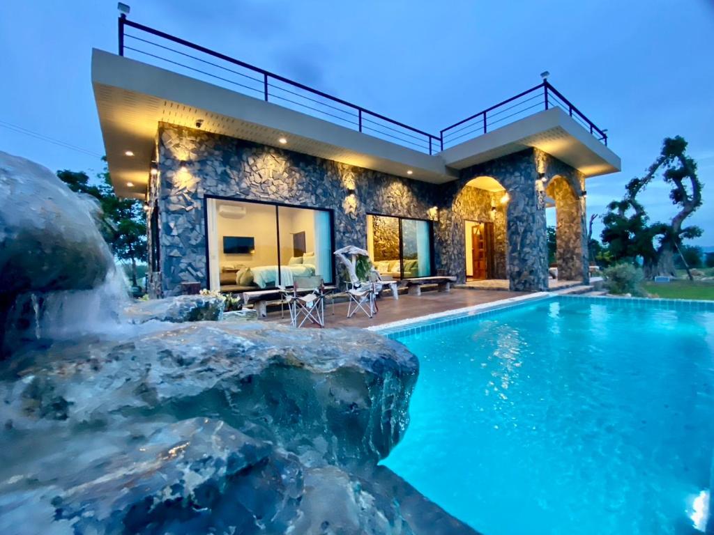 The Exclusive Baan Hinson Pool Villa, Ban Sap Muang (updated prices 2025)