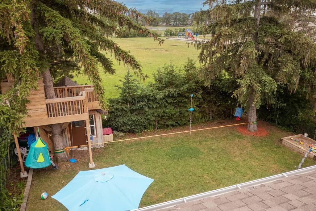 Treehouse Gem -5 Star, Square 1, Zipline, Jacuzzi, Mississauga (updated ...