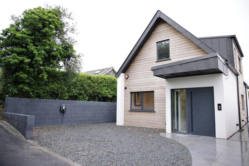 The Bowie is a David Bowie themed Smart House, Kings Worthy (updated ...