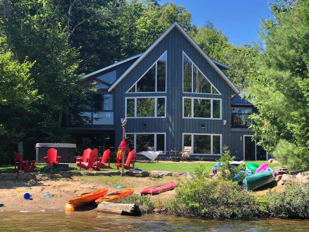 Camp David Beautiful five bedrooms Private beach, Ravensworth (updated ...