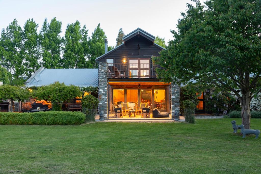 Karavanserai Home, Arrowtown (updated prices 2026)