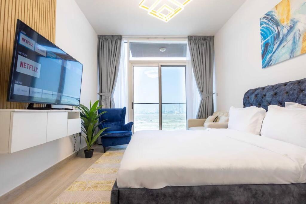 Lux Independent Studio in JVC, Dubái (precios actualizados 2025)