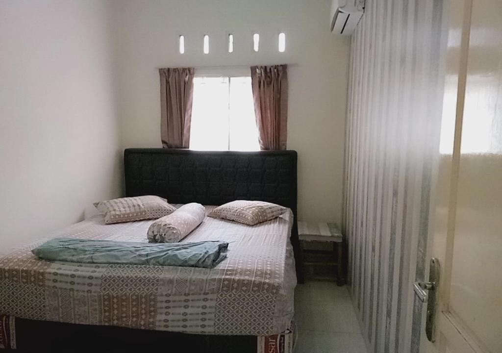 Property Asri - Guest House, Medan (updated prices 2025)