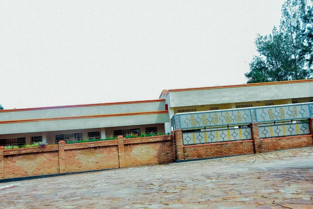 Splendor Motel, Butare (updated prices 2025)