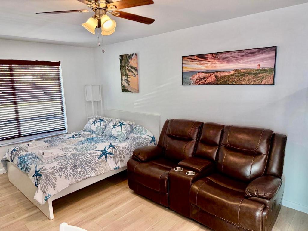 Seashell 6, Boynton Beach (updated prices 2025)