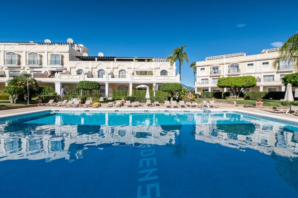 Calma House Aloha Gardens Marbella by VPS, Marbella (updated prices 2026)