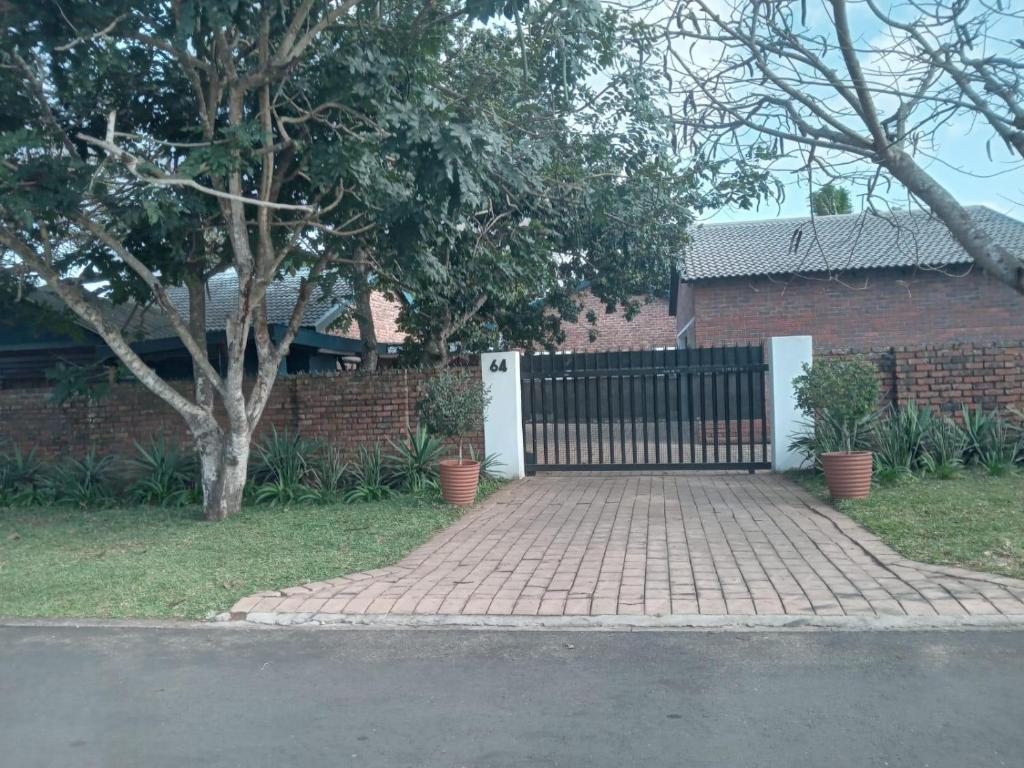 Hooked on Garrick, St Lucia (updated prices 2026)