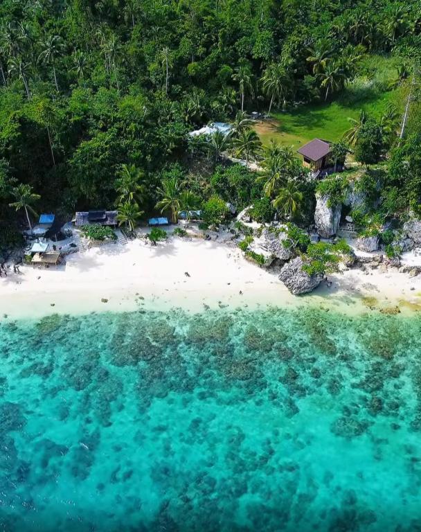 BuLahan Beach Resort Family Room, Anilao (updated prices 2025)