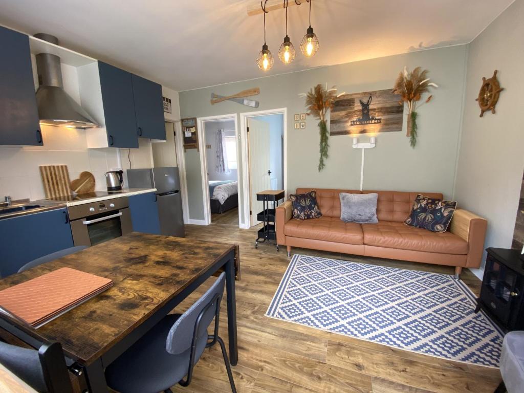 The Donkey Den, Seaton (updated prices 2026)