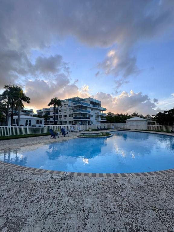 CostaMar Beach Village STUDIO CO307, Mediania Alta (precios ...