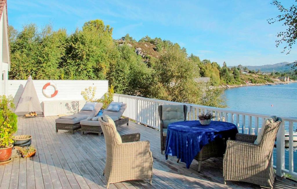 Amazing Home In Fitjar With Wifi, Fitjar (updated prices 2026)