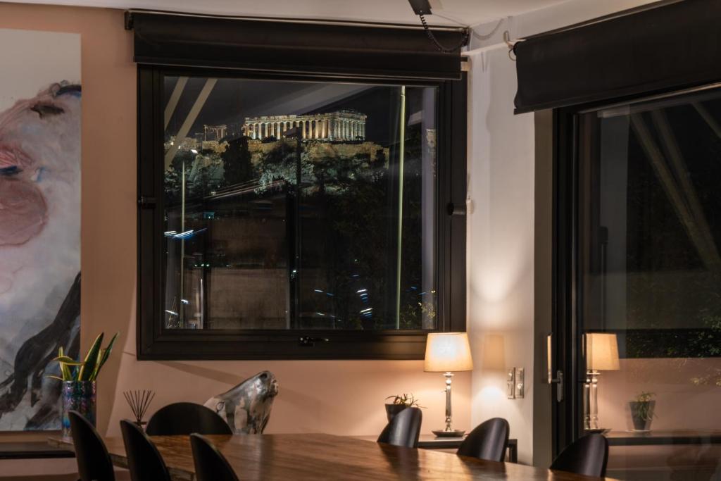 Athenian Gallery Loft with Acropolis view in Gazi, Athens (updated ...
