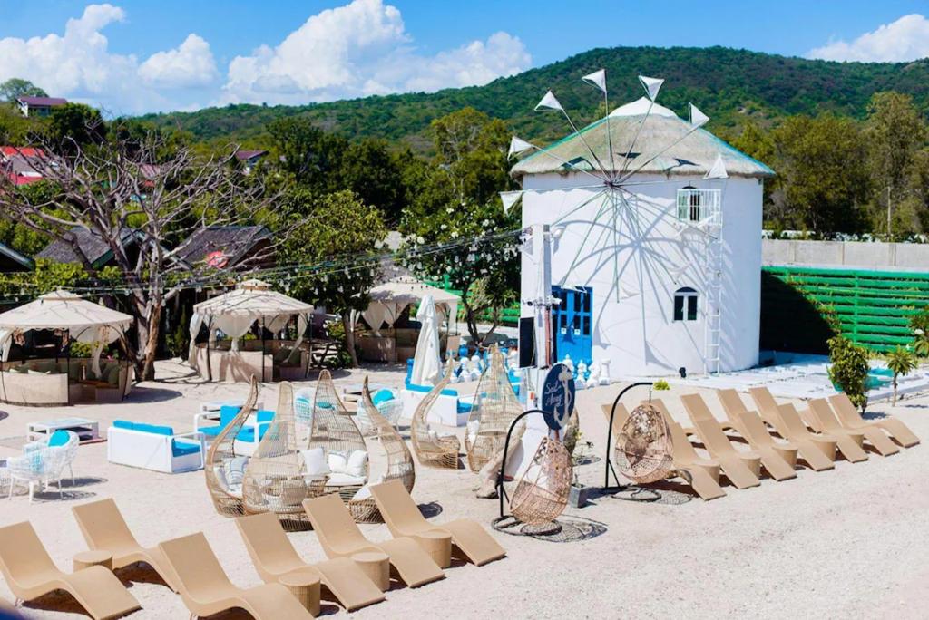 The Beach Calatagan Mediterraneo powered by Cocotel, Calatagan (updated ...