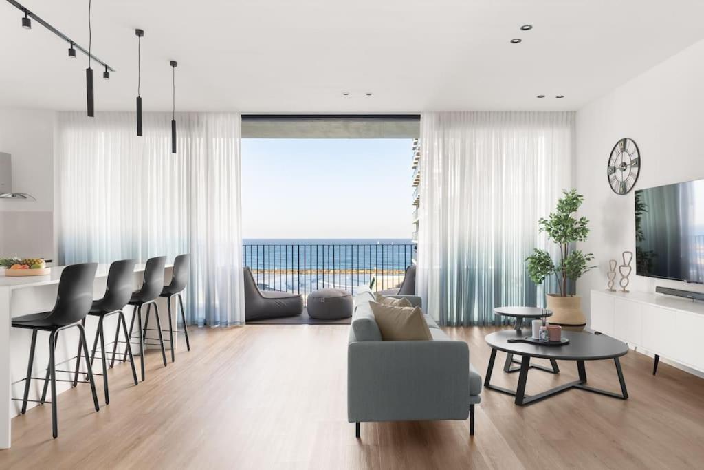 Luxury 2BD Beach Apartment 420, Tel Aviv (updated prices 2025)