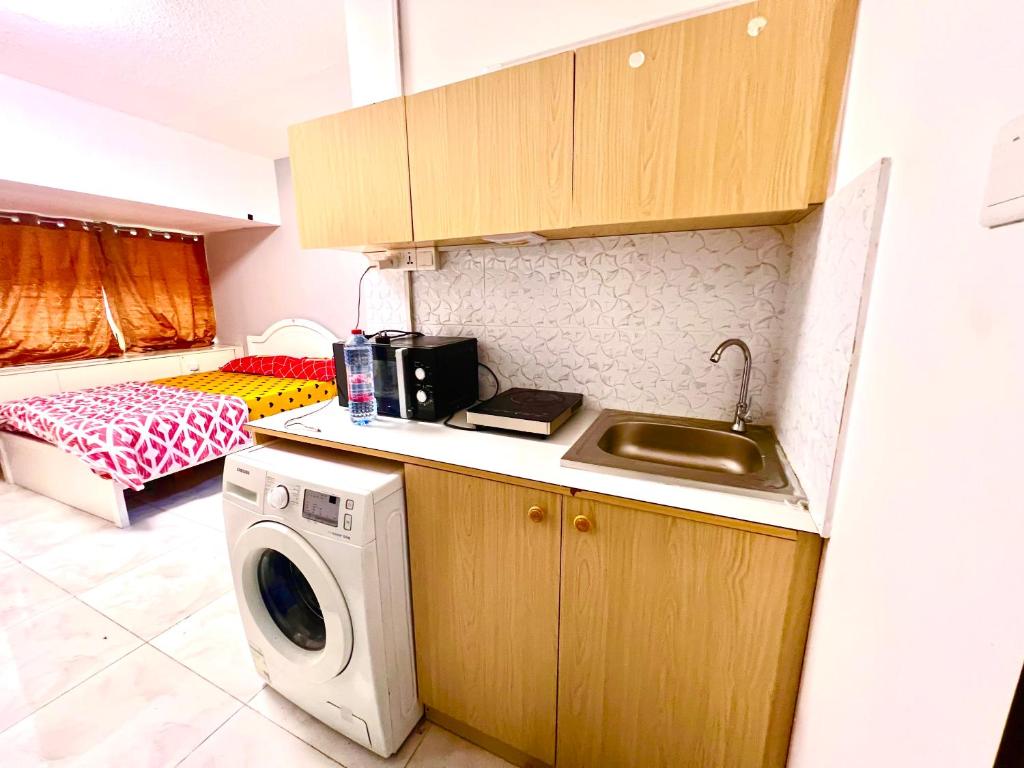 Flats in Dubai Emirates Tower Metro Station, Dubai (updated prices 2026)