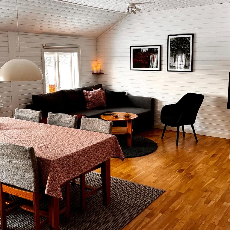 Molnbyggen Strand, Leksand (precios actualizados 2025)