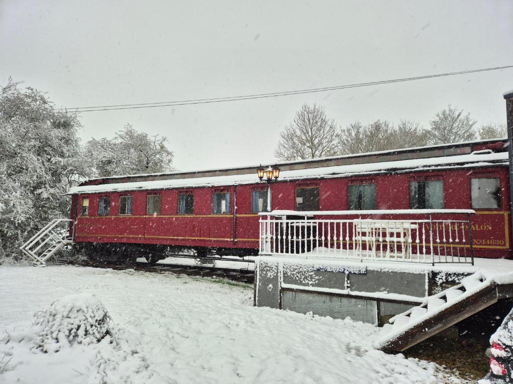 L'Express Voiture-Salon n°14630, Sierville (precios actualizados 2025)