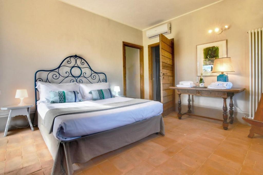 Luxury Villa in Umbria with Private Pool, Morcella (updated prices 2025)