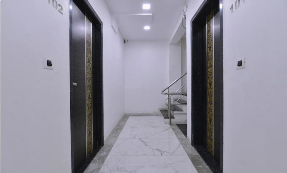 Neha kitchen unit off eighteen 11 hospitality, Ābu Road (aktualisierte ...