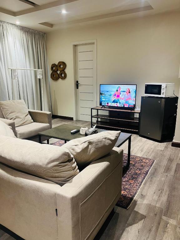 The Luxe Loft 1BR, Lahore (updated prices 2025)