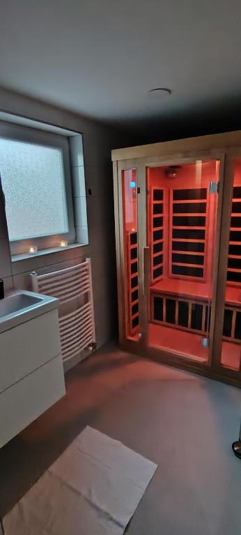 Mini wellness studio-near the airport, Smlednik (updated prices 2025)