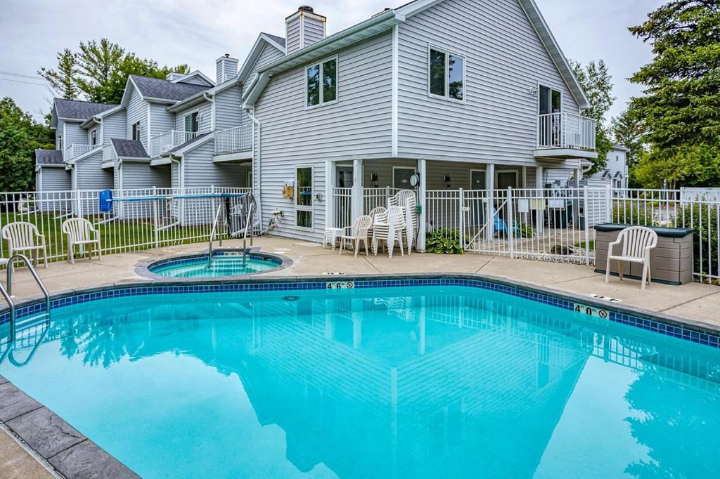 Fish Creek Hilltop Unit C-2 by Simple Life Rentals, Fish Creek (updated ...