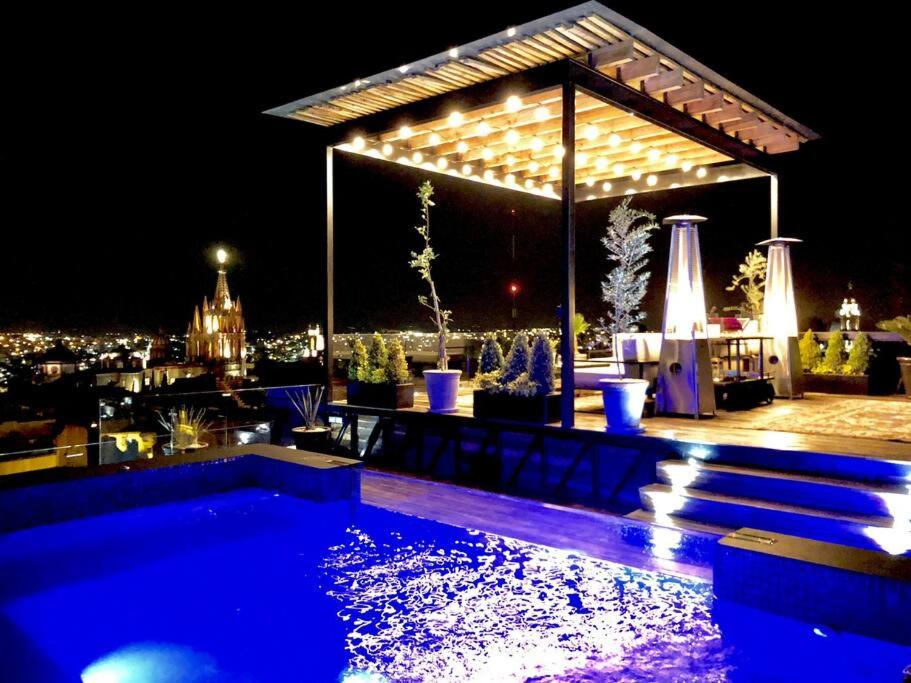 Unique House Rooftop Jacuzzi and Stunning View's, San Miguel de Allende ...