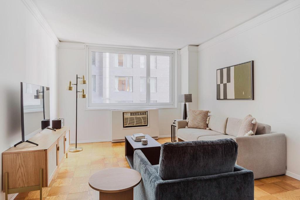 Blueground Midtown W gym wd nr Central Park NYC-1585, New York (updated ...