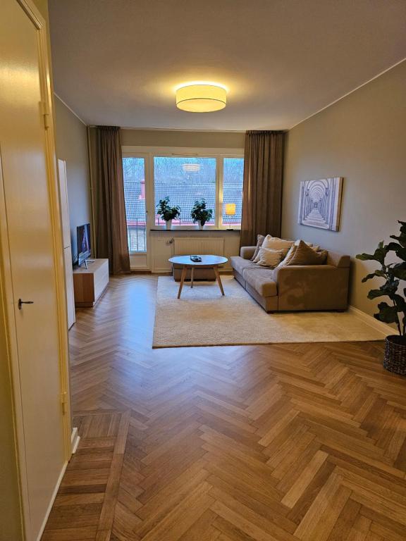 Live and Stay Lagerbring, Gøteborg (opdaterede priser for 2025)