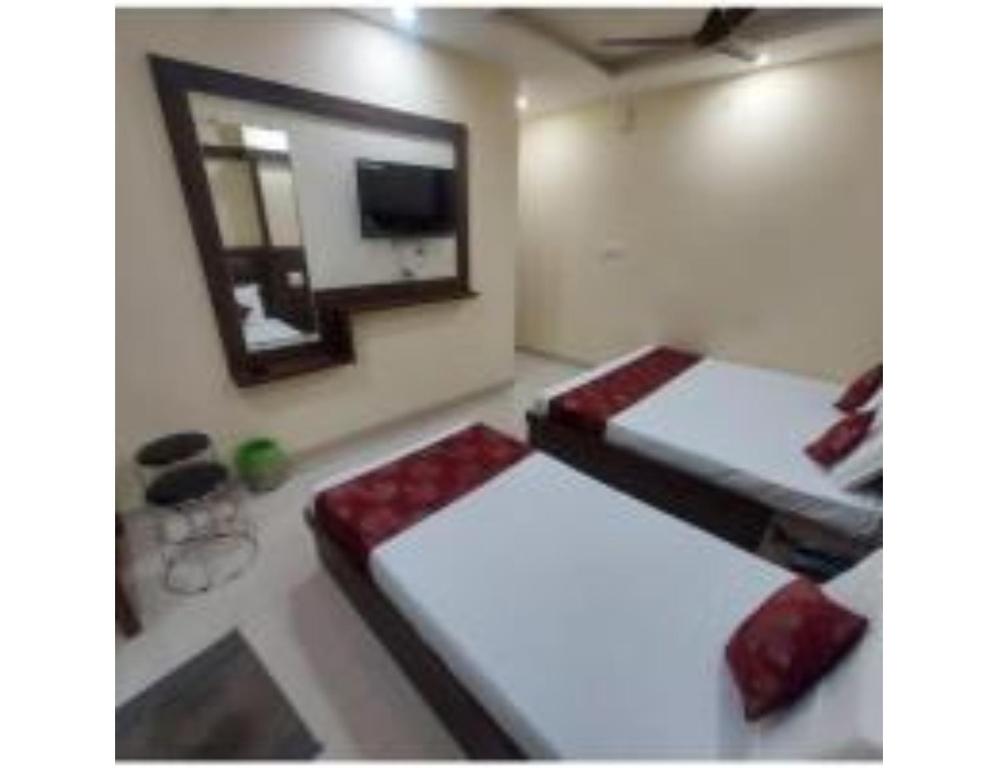 Hotel The Elite, Katra, 260 m from New Bus Stand Katra, Katra ...