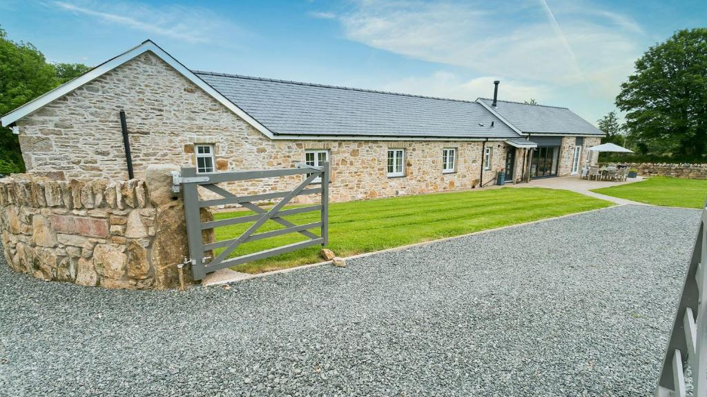 Carrog Barn, Bodorgan (updated prices 2025)