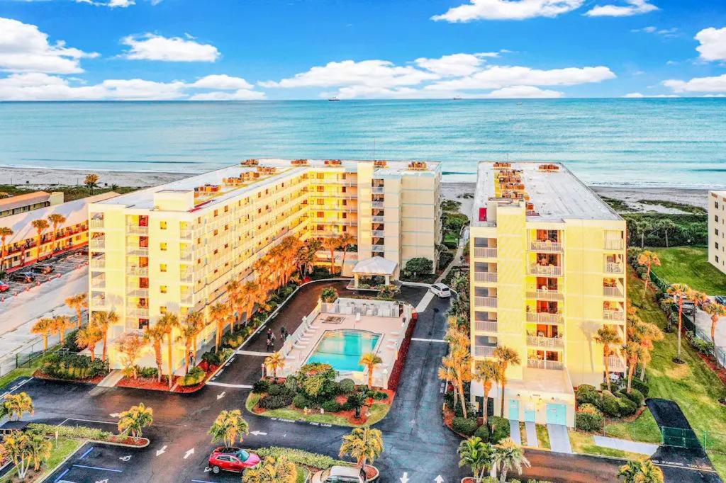 Sandcastles 2BR2BA Cocoa Beach Ocean Views!, Cocoa Beach (updated ...