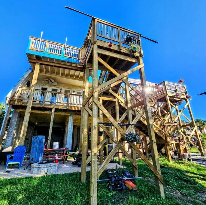 Lazy Lake Lodge on Clear Lake-Space Center Houston, Houston (updated ...