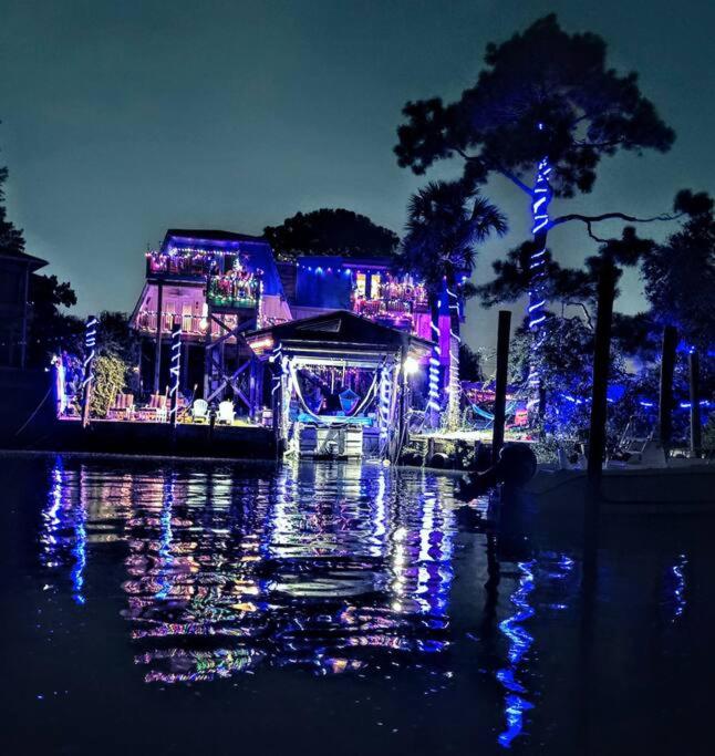 Lazy Lake Lodge on Clear Lake-Space Center Houston, Houston (precios ...