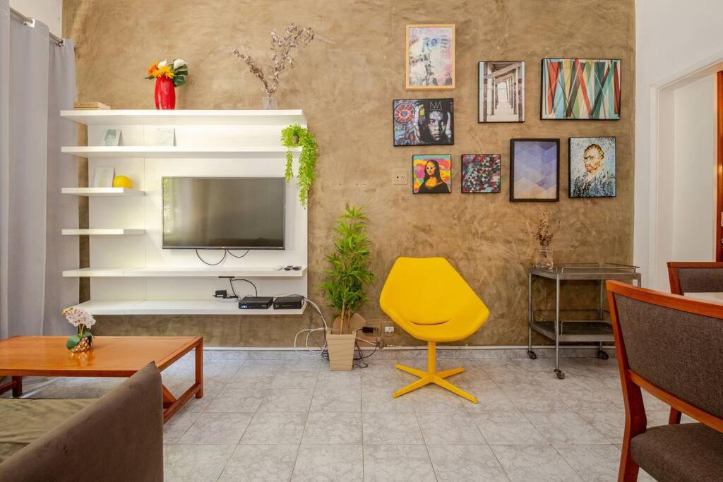 Nice apartment near the beach with living room, bedroom, kitchen, Rio de Janeiro (opdaterede ...