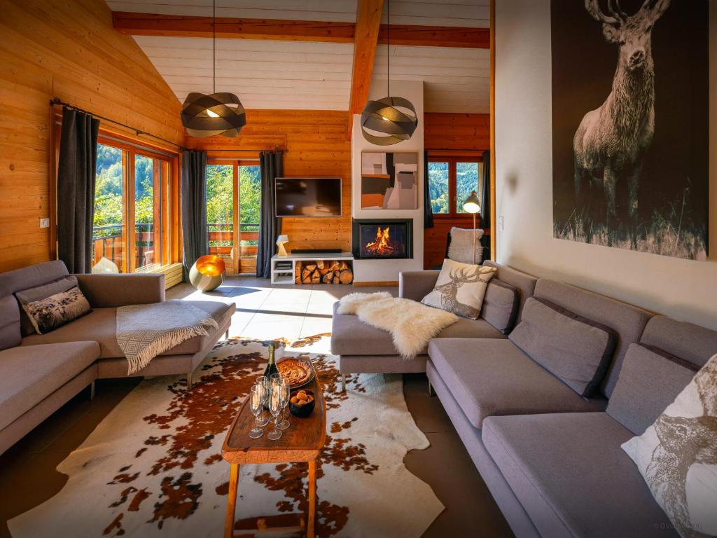 Chalet Paravis - OVO Network, La Clusaz (updated prices 2025)