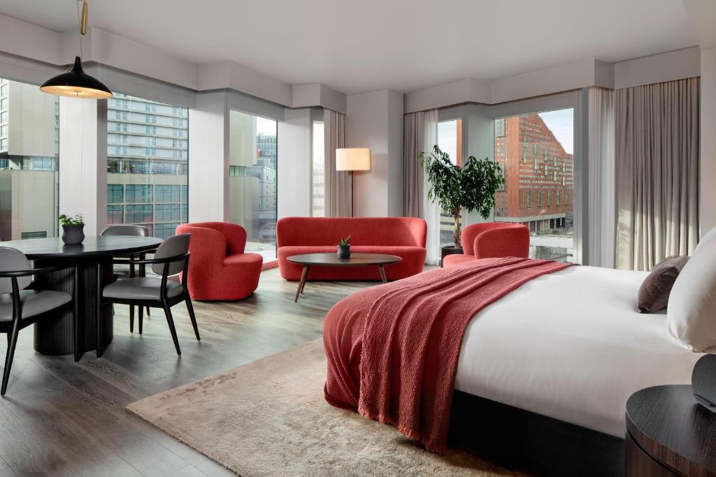 The Stratford, Autograph Collection, London (updated prices 2025)