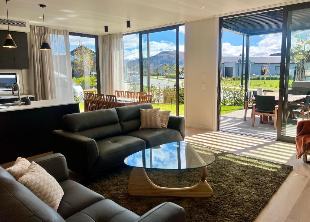 acomo at Alta - luxury home & stunning mountain views, Wanaka (updated ...