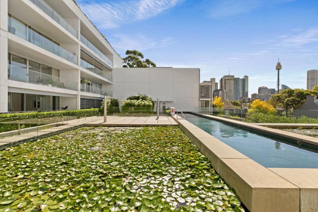 Urban Oasis with Parking Gym Sauna and Lap Pool, Sydney (updated prices ...
