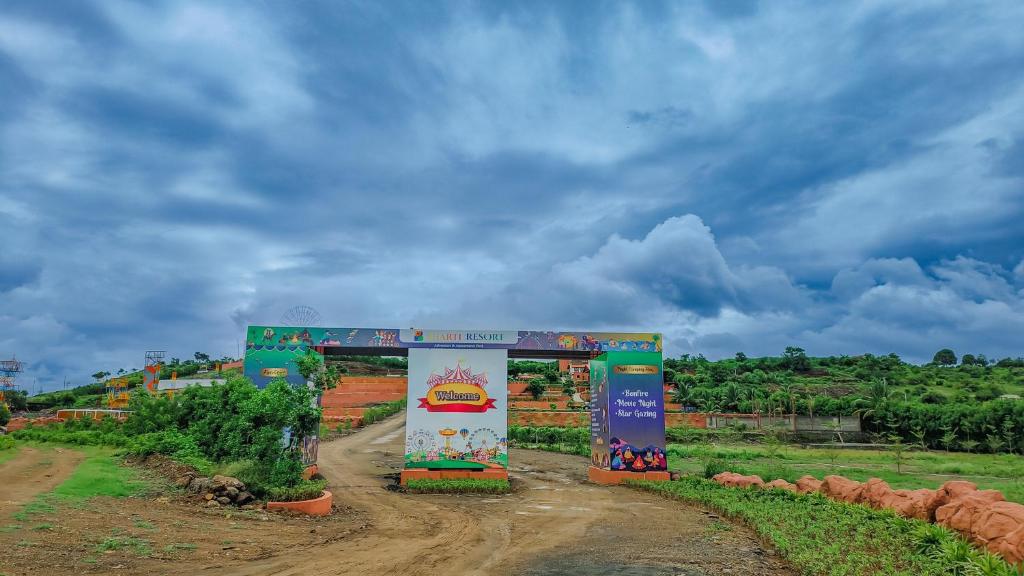 Regenta Bharti Amusement & Adventure Resort Pune, Urulikanchan, Pune ...