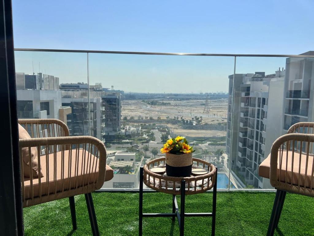 Naseem Chic 1BR Crib with Epic City Views & Balcony Vibes, Dubai ...
