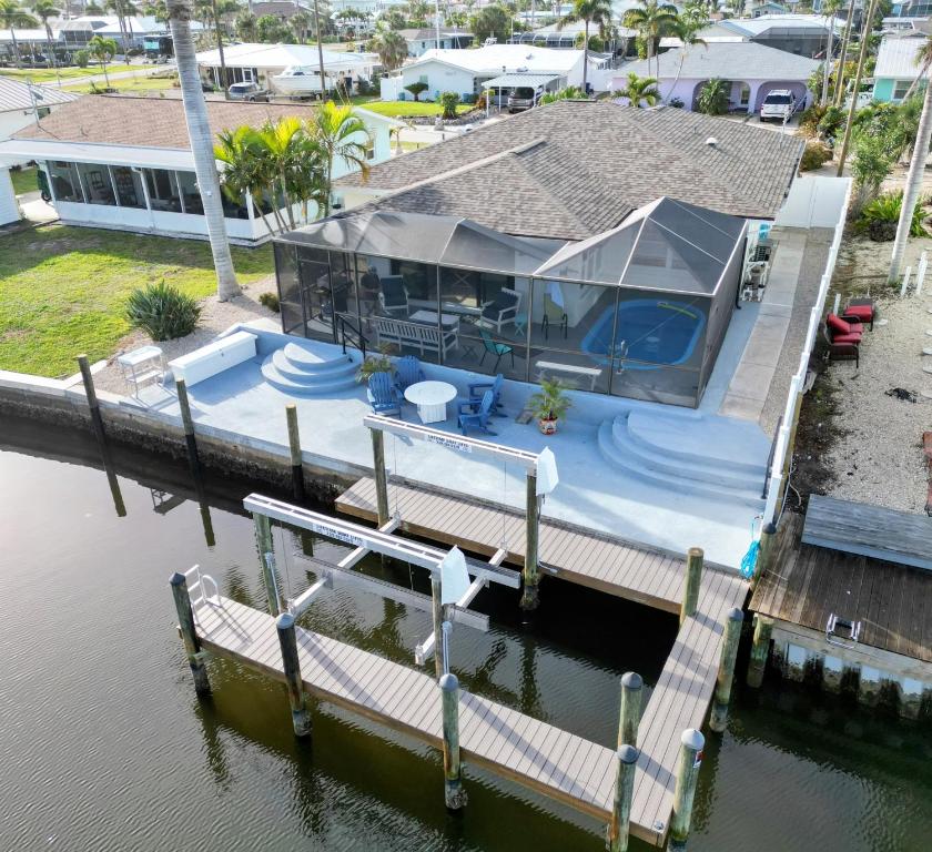 The Fish Shack, Saint James City (updated prices 2026)