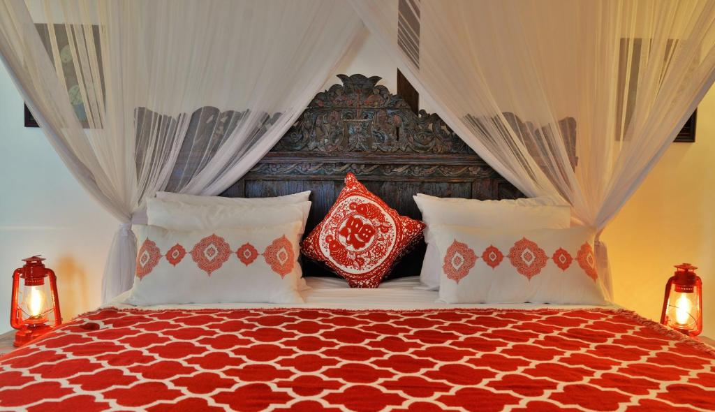 Lata Lama, Lovina (updated prices 2025)