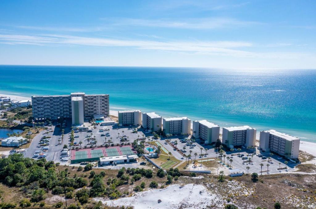 Beautiful Gulf and Lake views from Pinnacle Port A-935!, Panama City ...